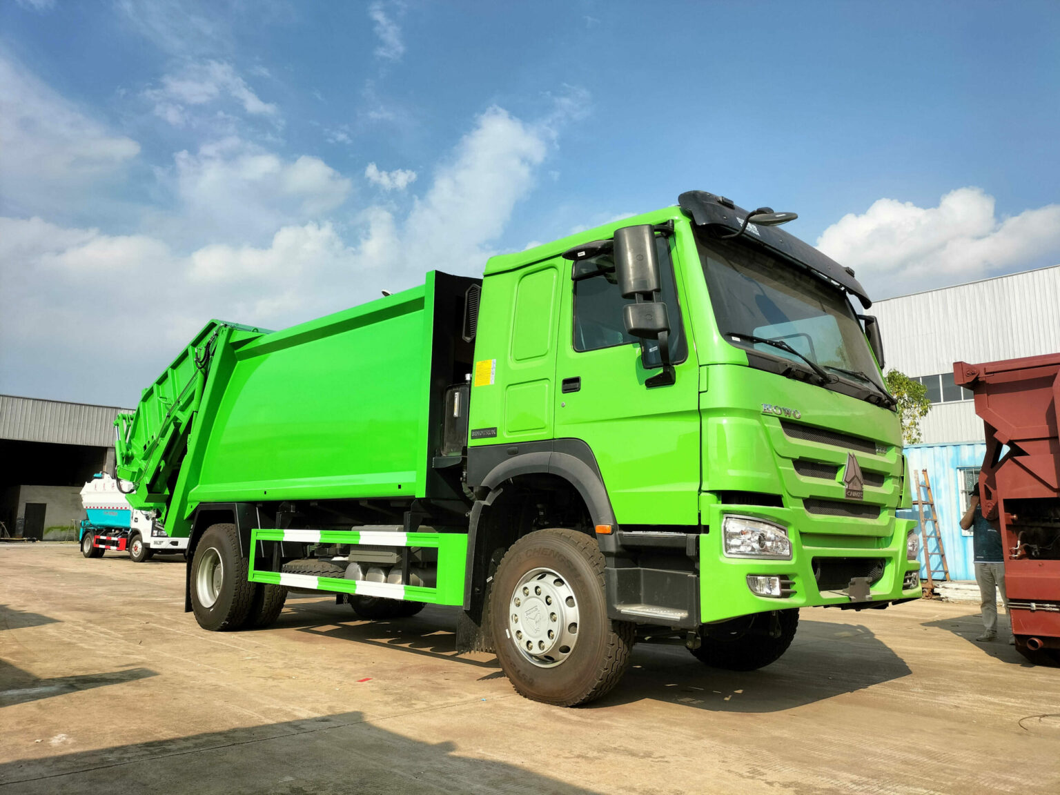 Compactor Garbage Trucks: Maximizing Waste Capacity and Efficiency ...