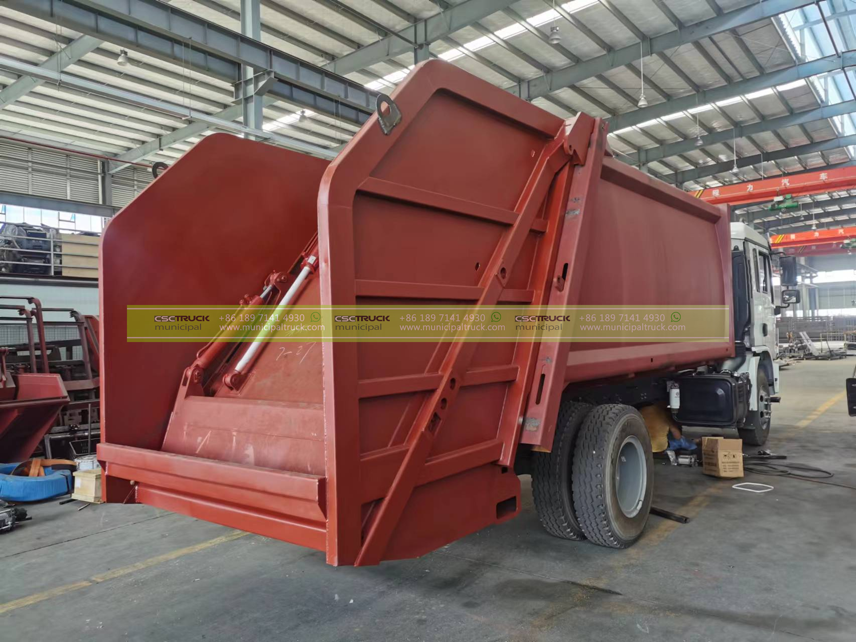 Understanding the Role of Garbage Truck Rear Loaders in Waste ...