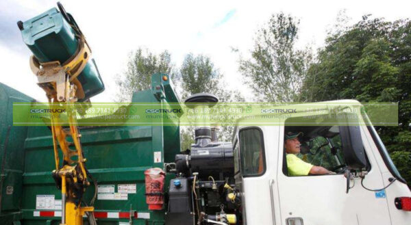 Garbage Truck Safety What You Need to Know to Stay Safe on the Road ...
