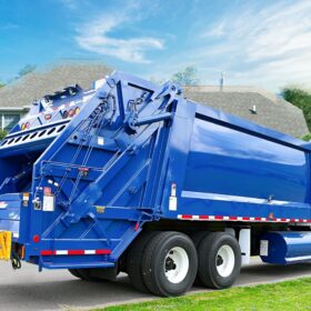 The Differences between Side Loader Garbage Truck and Rear Loader ...