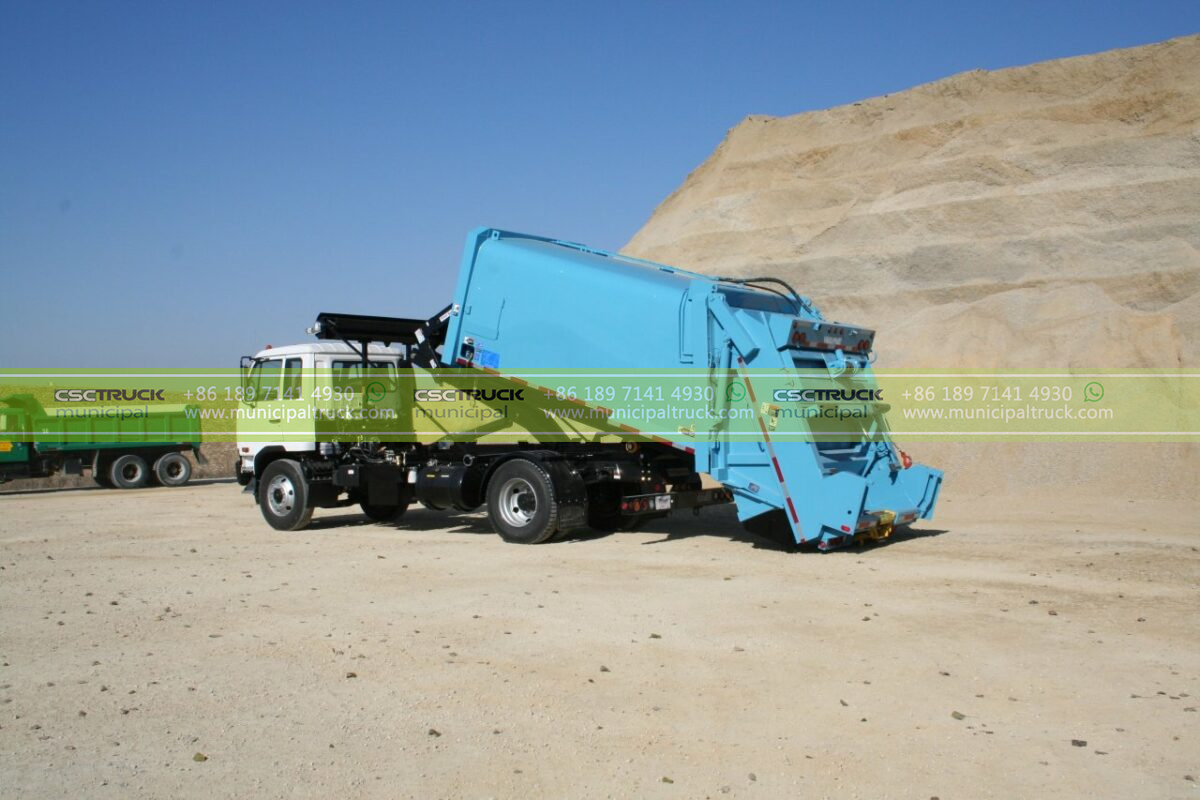 Hook Loader Garbage Truck Care: Ensuring Smooth Loading and Unloading ...