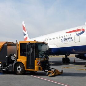 DONGFENG Airfield Airport Runway Sweeper Truck - CSCTRUCK Municipal Truck