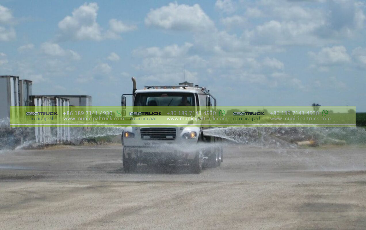 Benefits of Using a Water Spray Truck - CSCTRUCK Municipal Truck